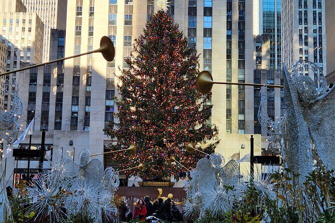 Romantic Christmas Mystery of a Lost Lover in NYC - Price and Value