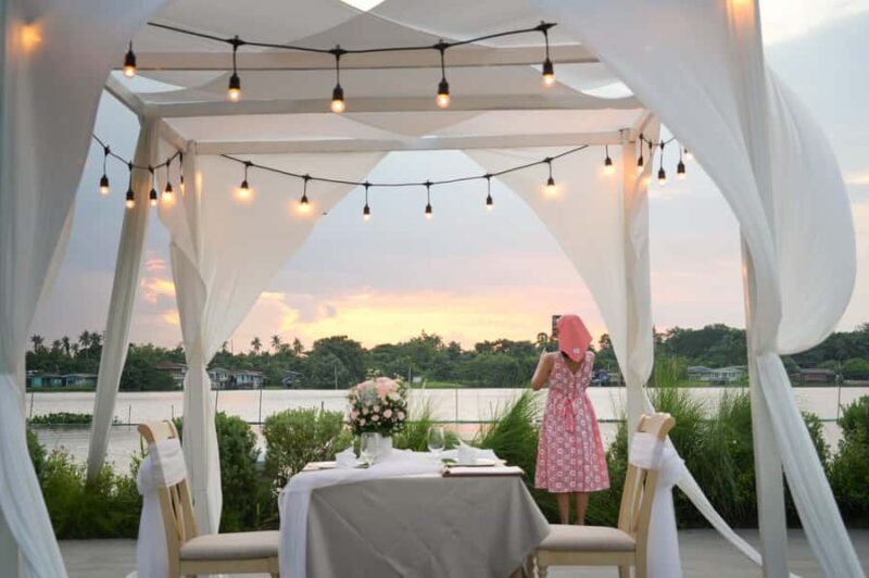 Romantic Dinner - Kalanan Riverside Resort - Who Is This Experience Best For?