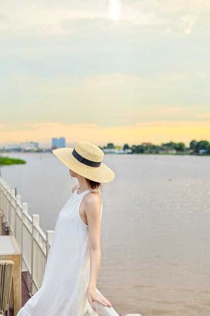 Romantic Dinner - Kalanan Riverside Resort - FAQ