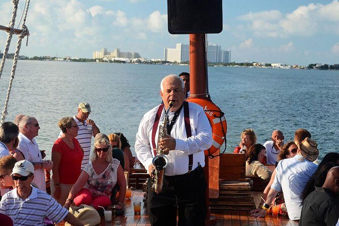 Romantic Dinner on a Spanish Galeon in Cancun - Frequently Asked Questions
