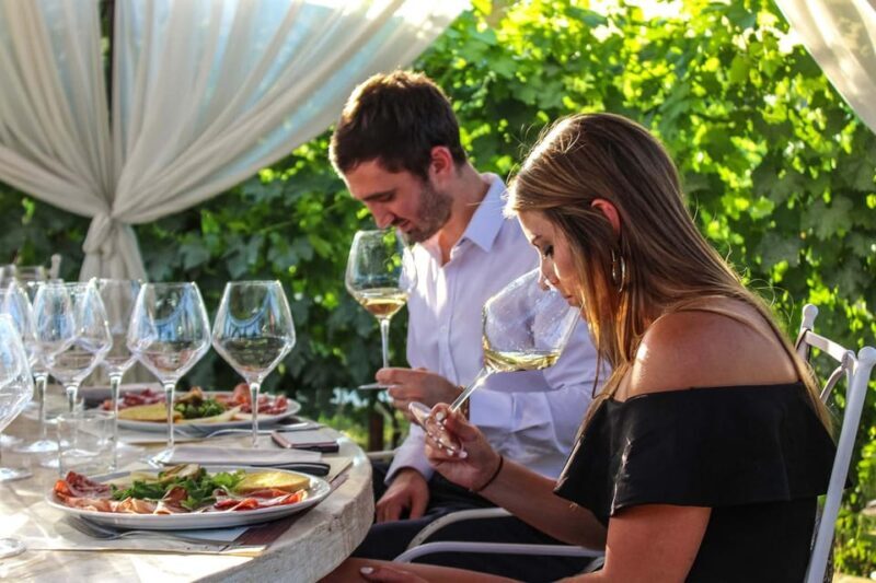 Romantic Escape in Tuscany with Overnight and Wine Tasting - FAQs
