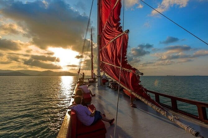 Romantic Evening on Koh Samuis Sunset Dinner Cruise - What Travelers Say