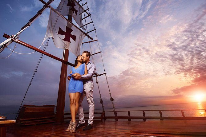 Romantic Experience Sunset Dinner Columbus in Cancun (2x1 price) - Authentic feedback from travelers