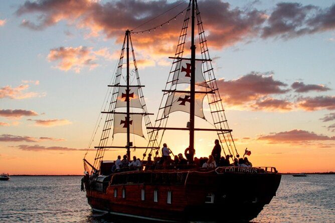 Romantic Experience Sunset Dinner Columbus in Cancun (2x1 price) - FAQ