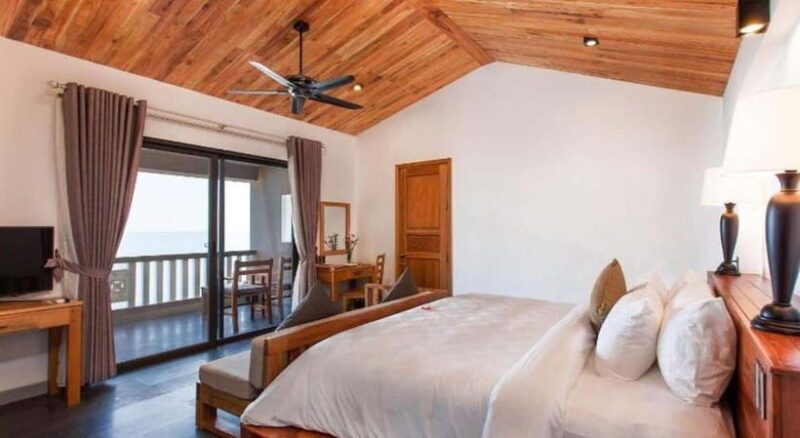 Romantic Getaway & Cooking Experience Vedana Lagoon Resort - Key Points