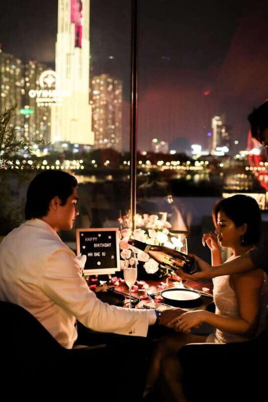 Romantic Honeymoon Dinner With Sightseeing Cruise On River - Romantic Honeymoon Dinner With Sightseeing Cruise On River: A Deep Dive