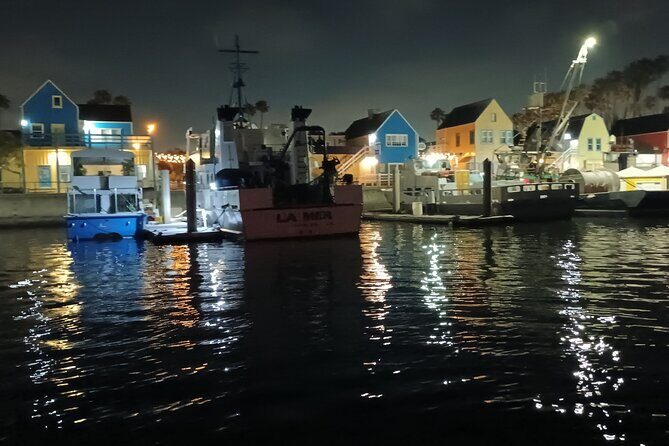 Romantic Luxury Boat Cruise with Wine Cheese Sea LionTours - Why This Tour Stands Out