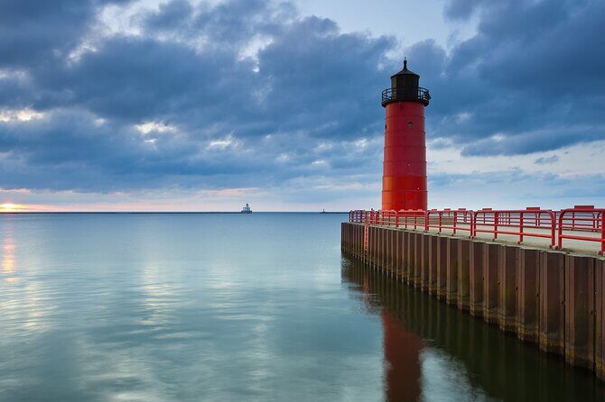 Romantic Milwaukee Walking Tour - Who Should Consider This Tour?