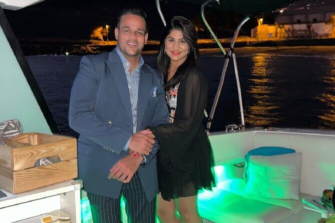 Romantic night ocean boat trip for 2 - The Sum Up