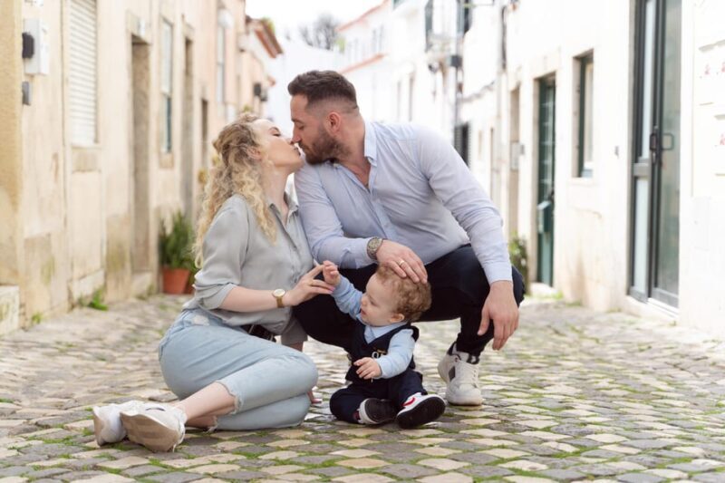 Romantic Photoshoot Experience for Couples in Lisbon - A Detailed Look at What to Expect