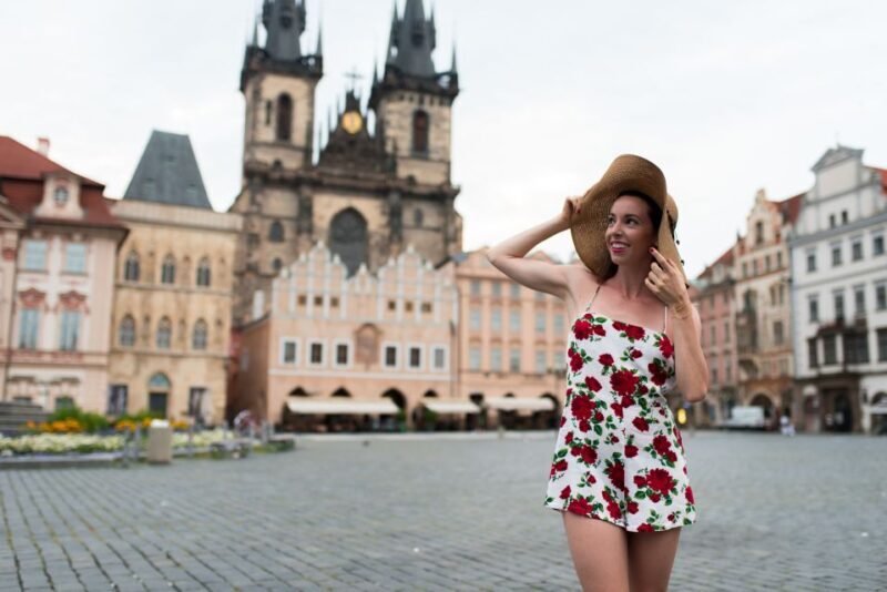 Romantic Photoshoot Experience for Couples in Prague - Who Will Love This Experience?