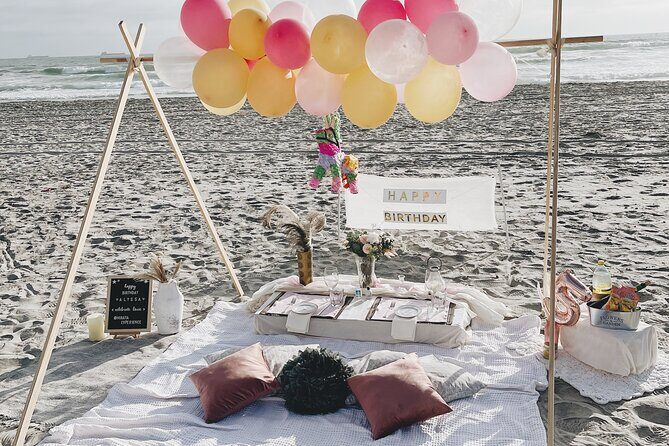 Romantic Picnic by the beach - Who Will Love This Experience?