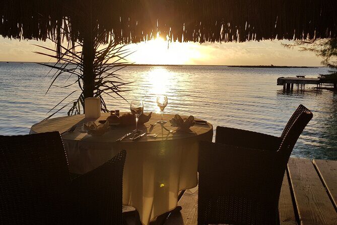 Romantic Private Sunset and Motu Dinner for Two - An In-Depth Look at the Experience