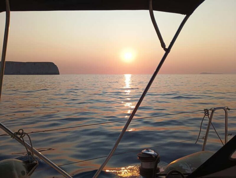 Romantic Sunset Cruise in Kissamos: Music, Wine, Giving Back - Practical Details & Tips for Enjoyment