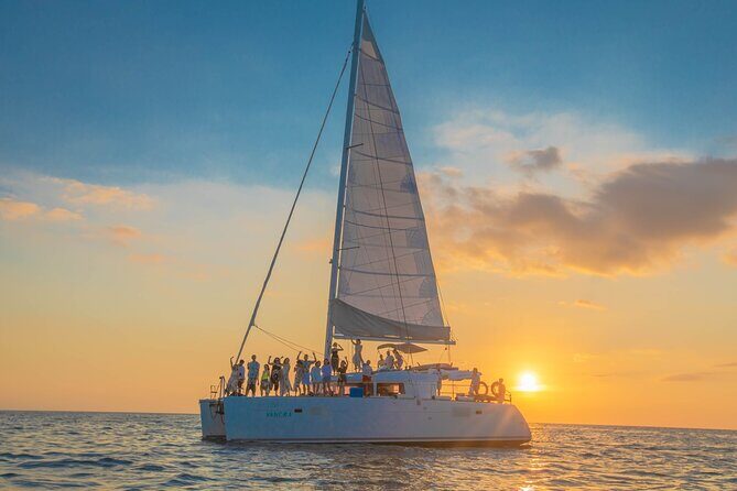 Romantic Sunset Yacht Around Koh Lipe with Islands View - Key Points