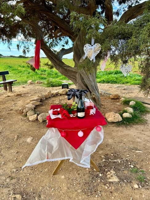 Romantic tour for lovers, couples or friends - Who Will Love This Tour?