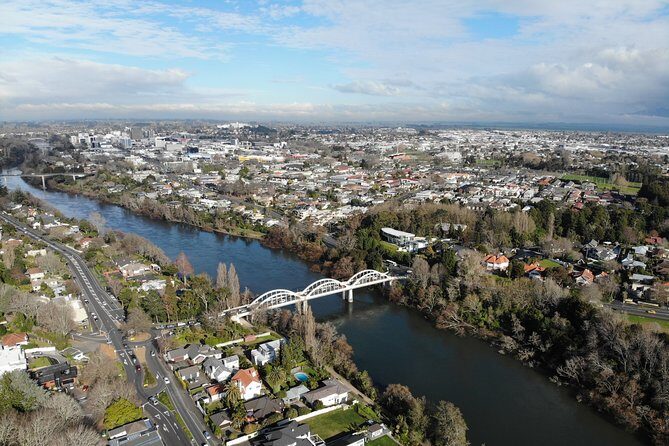 Romantic tour in Hamilton - The Highlights of the Itinerary