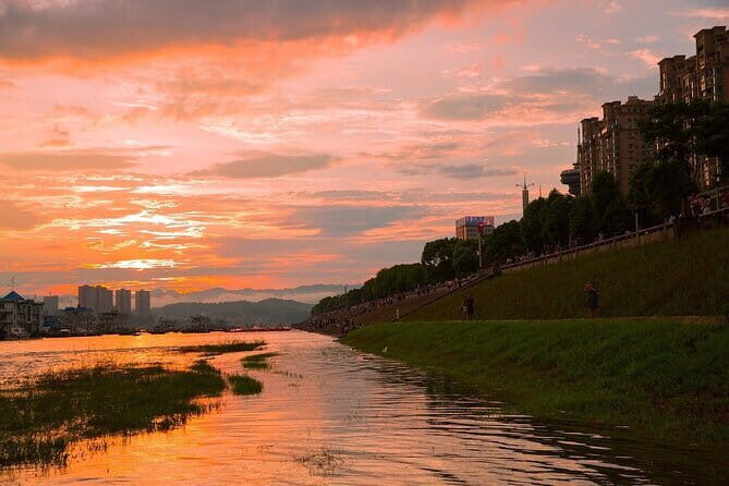 Romantic Tour in Yichang - Key Points