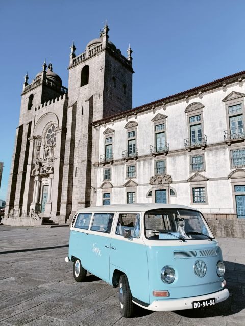 Romantic Tour on a Luxury Sailboat with Vintage Transfer 4H - Itinerary Breakdown: What to Expect