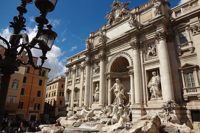 Rome 2-Day Sightseeing Tour with Trevi Fountain, Colosseum & More - FAQ