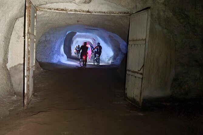 Rome: Appia Antica E-Bike tour with Rome's Underground Labyrinth - FAQ