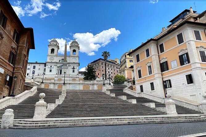 Rome at Sunrise Walking Tour: Pantheon Trevi Fountain & Breakfast - Key Points
