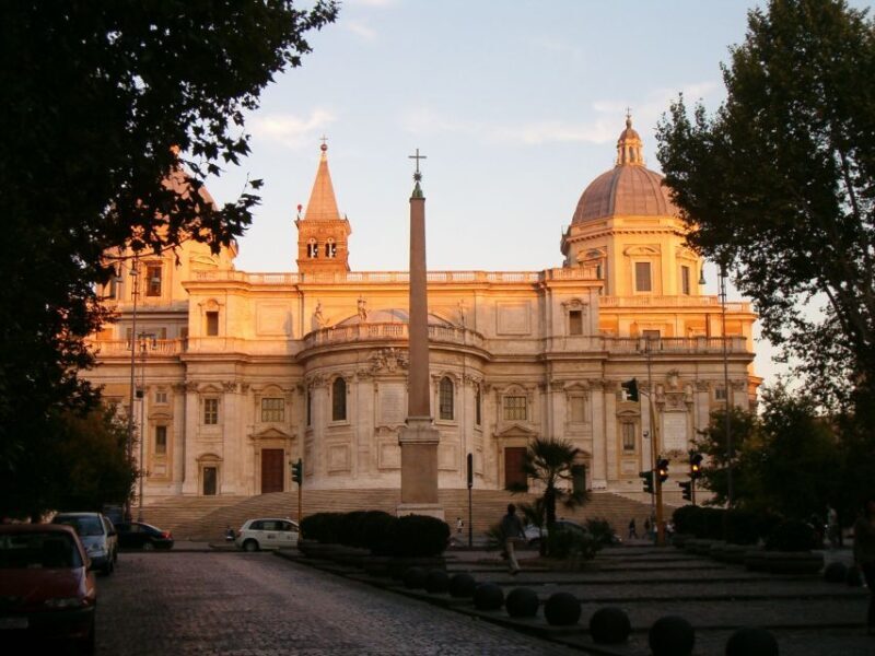 Rome at Sunset: Romantic Tour in an Electric Golf Cart - An Authentic Look at the Experience