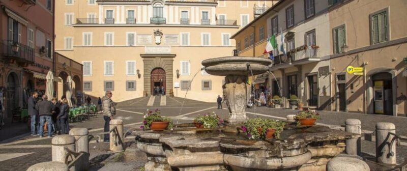 Rome: Beauties and Flavors of the Romans with Wine Tasting - Key Points