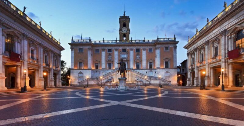 Rome: Capitoline Museums Ticket and Hop On Hop Off Bus - The Multimedia Introduction – Setting the Scene