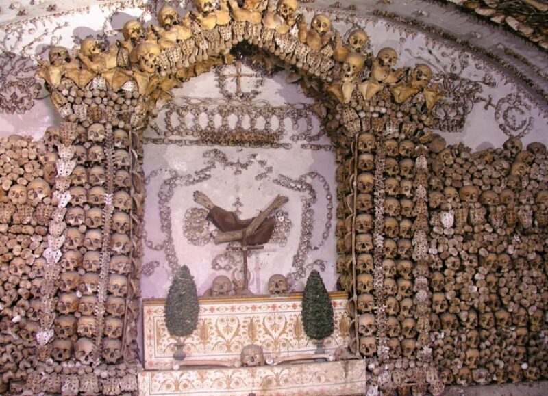 Rome: Capuchin Crypts Express Tour - Key Points