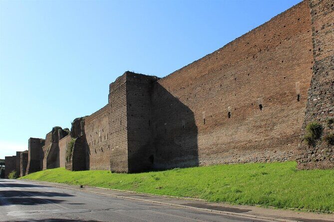 Rome: Catacombs and Basilicas with Holy Stairs Tour - The Itinerary in Detail: What You Can Expect