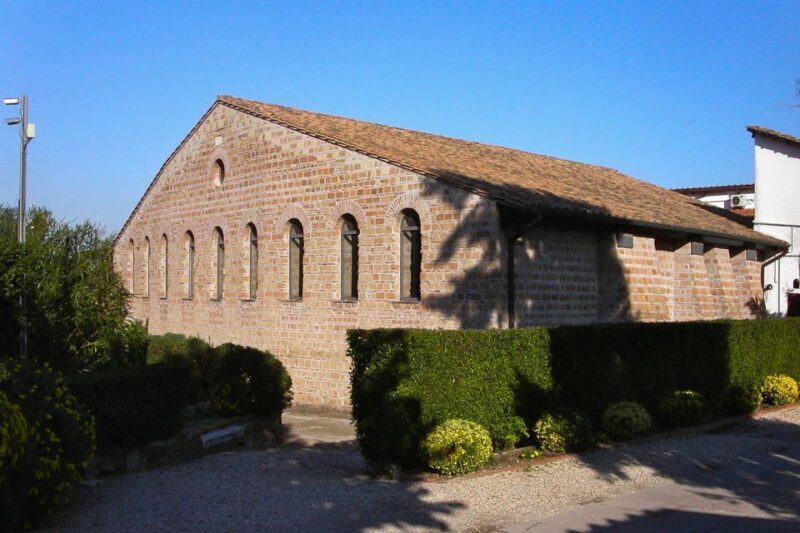 Rome: Catacombs of Domitilla Entry Ticket & Guided Tour - Who Should Consider This Tour?