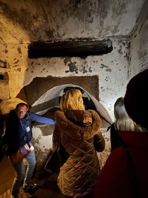 Rome: Catacombs of San Domitilla Guided Tour with Transfers - Who Is This Tour Best For?