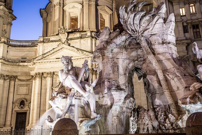 Rome City Center Walking Tour in a Small Group - Starting Strong: Piazza Venezia