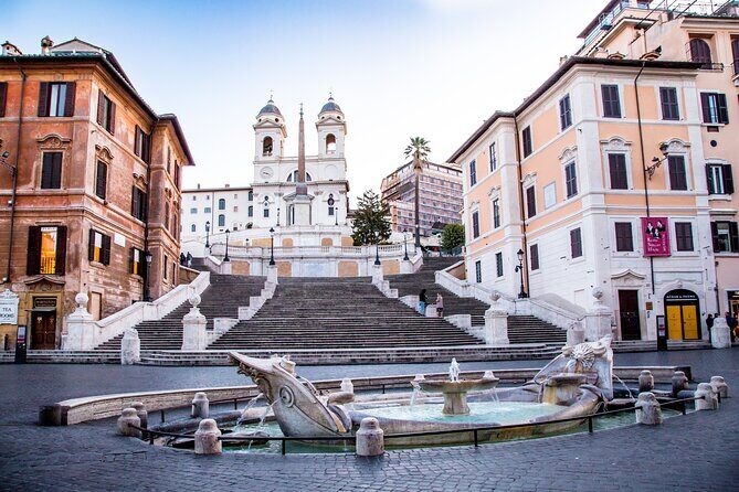 Rome City Center Walking Tour in a Small Group - The Trevi Fountain