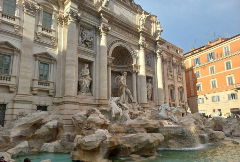 Rome: City Highlights Golf Cart Tour with Local Guide - Key Points