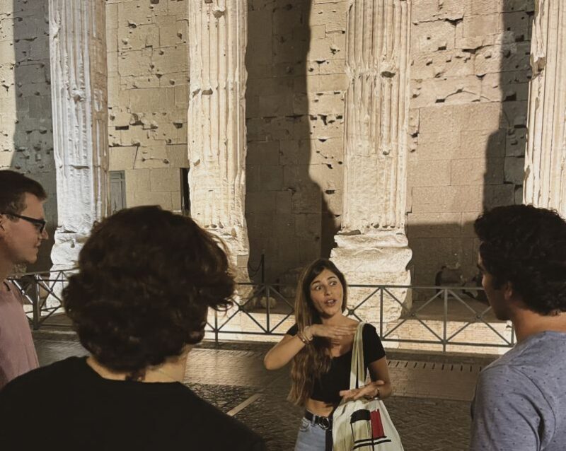 Rome: City Highlights Moonlight Walking Tour - Key Points