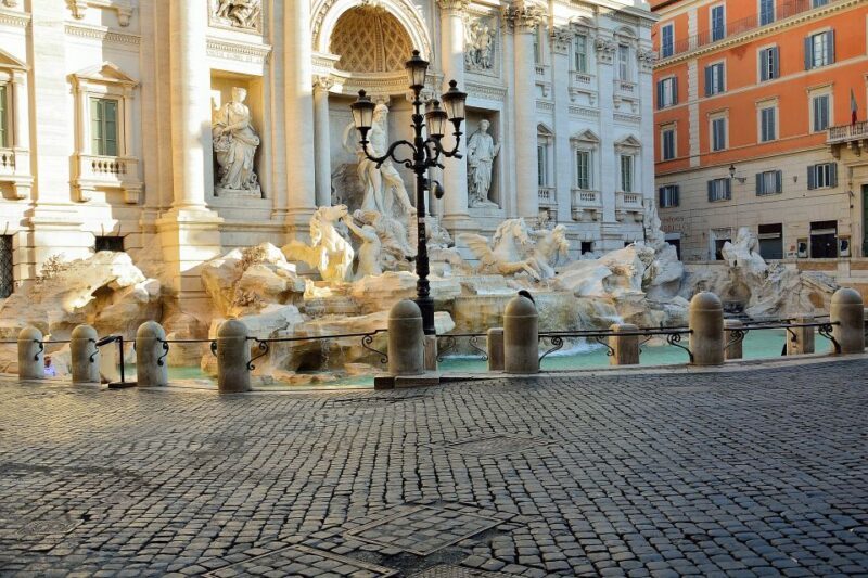 Rome: City Highlights Private Guided Walking Tour - Piazza Colonna