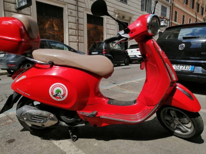 Rome: City Highlights Vespa Tour with Driver - Key Points