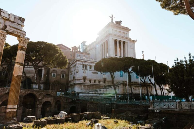 Rome: Cleopatra & Women of Ancient Rome Walking Tour - Key Points