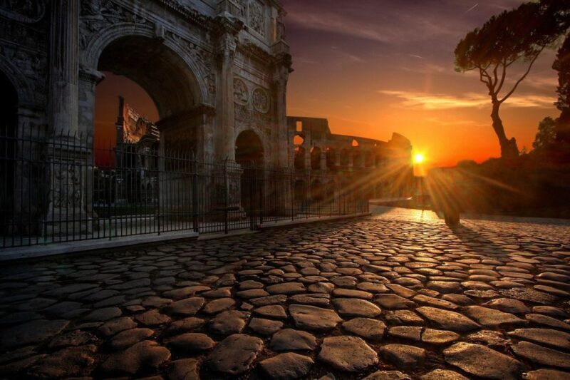 Rome: Colosseum Arena Twilight Tour & Imperial Forum Visit - The Authenticity of the Experience