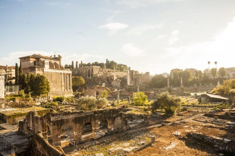 Rome: Colosseum, Forum, Palatine Hill Entry & Audioguide App - A Practical Approach to Ancient Rome