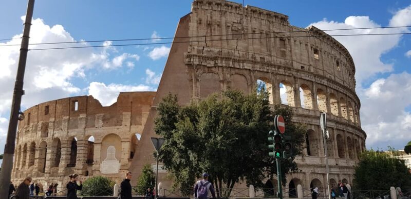 Rome: Colosseum, Palatine Hill and Roman Forum Guided Tour - Key Points