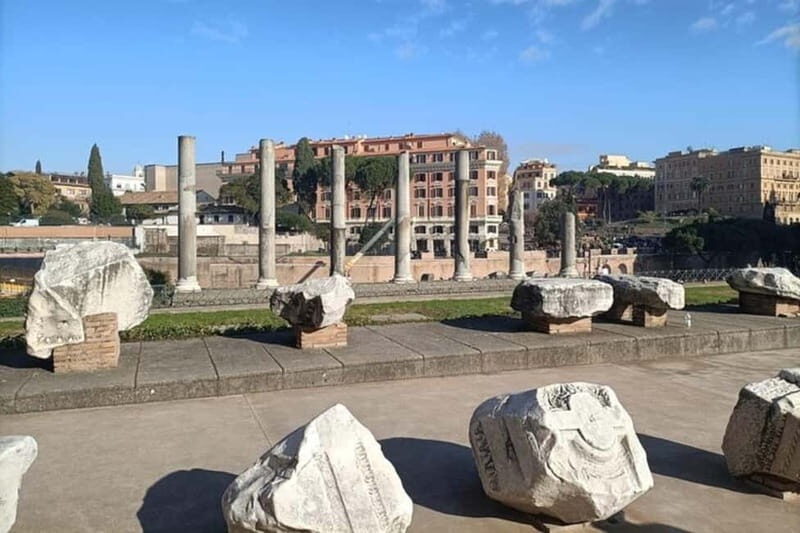 Rome: Colosseum, Roman Forum and Palatine Hill Private Tour - Ending the Tour