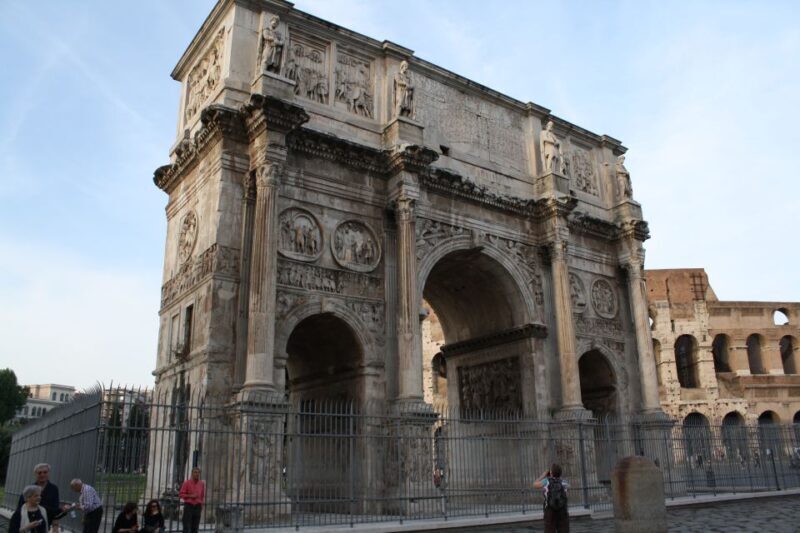 Rome: Colosseum, Roman Forum and Palatine Hill Private Tour - Key Points