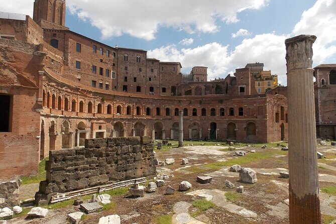 Rome Colosseum, Roman Forum & Palatine Hill Audio Tour - A Practical Introduction to the Tour