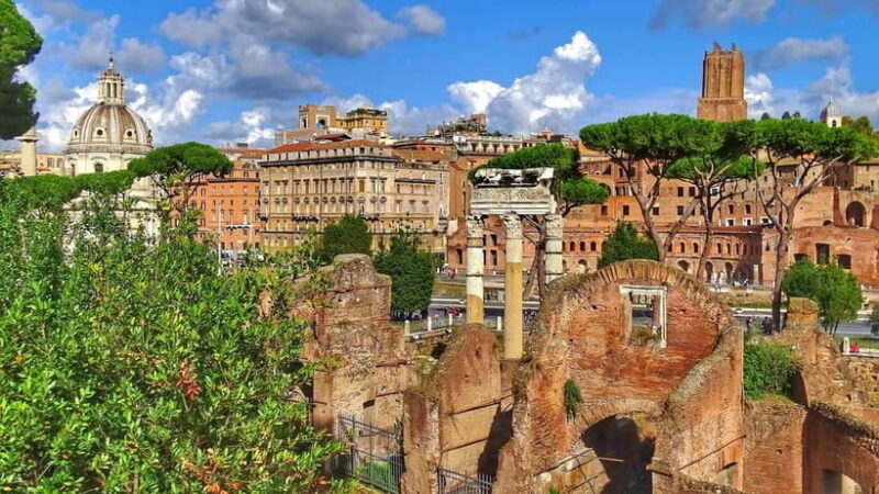Rome: Colosseum WORLD Tour with AI Guide App & Arena Option - The Sum Up