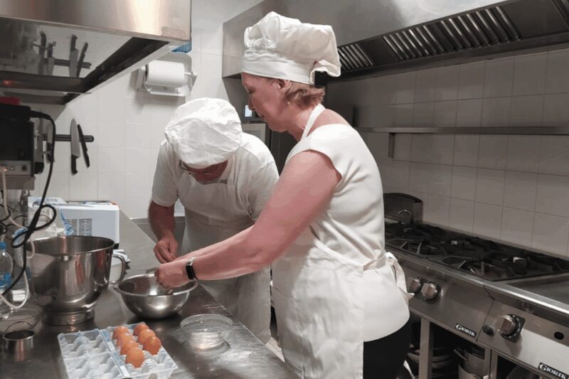 Rome cooking: Gelato & Tiramisu with savoiardi Baking class - Authentic, Practical, and Delicious — Who Should Sign Up?