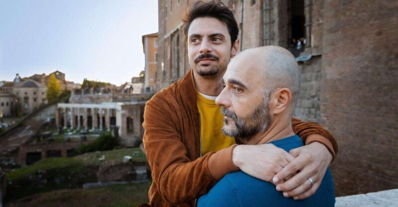 Rome: Couple Photoshoot Experience LGBTQ+ Friendly - Key Points