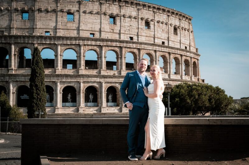 Rome: Custom Photoshoot Outside the Colosseum - Key Points